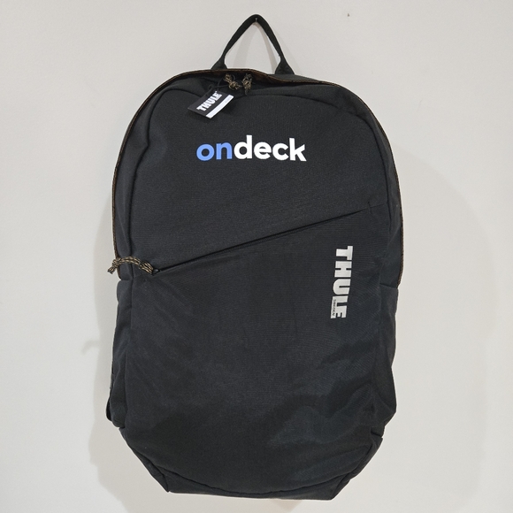 Thule | Bags | Nwotthule Notus Backpack 2l Black | Poshmark